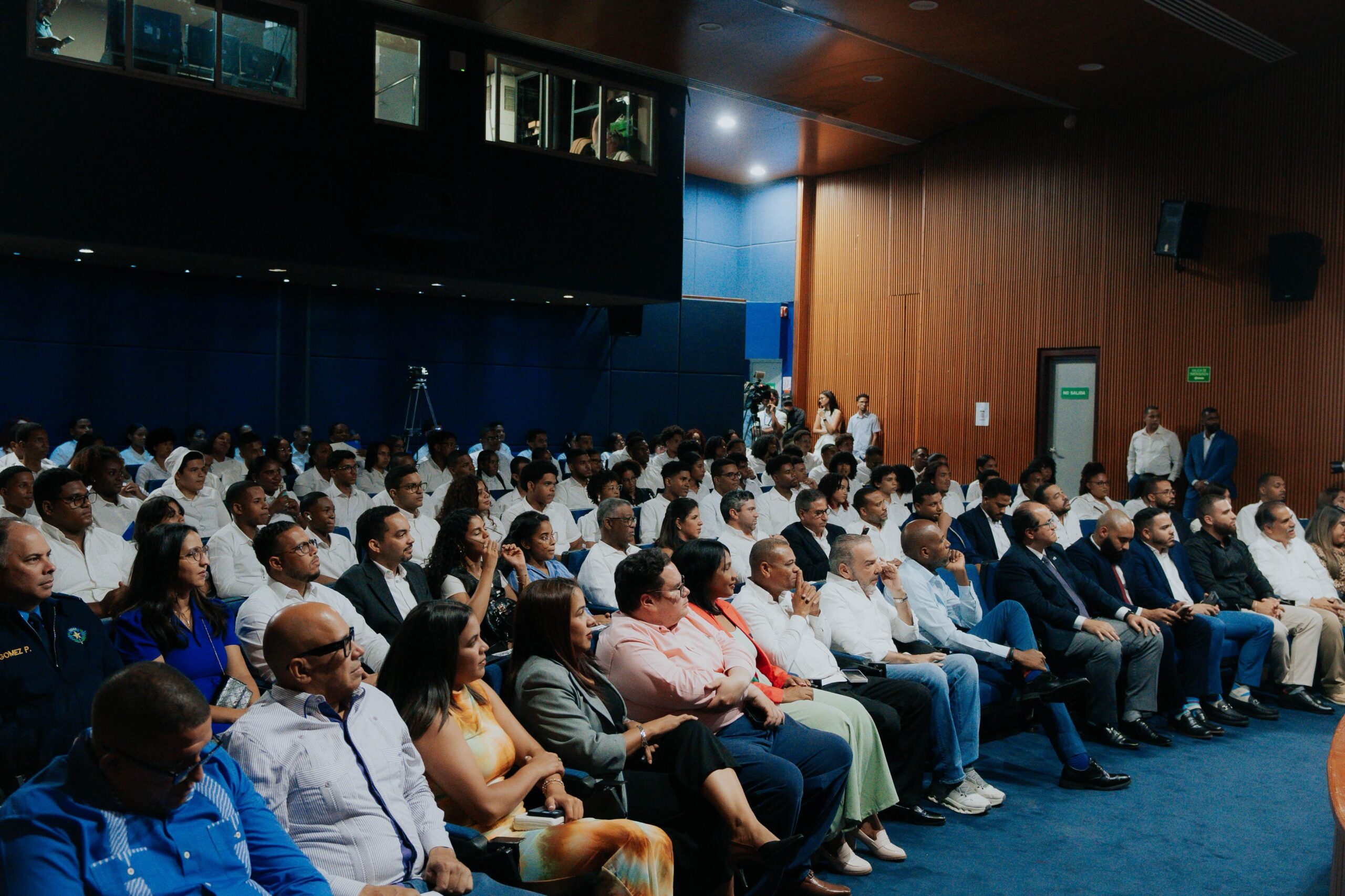 El ITLA otorga más de 100 becas para formación tecnológica