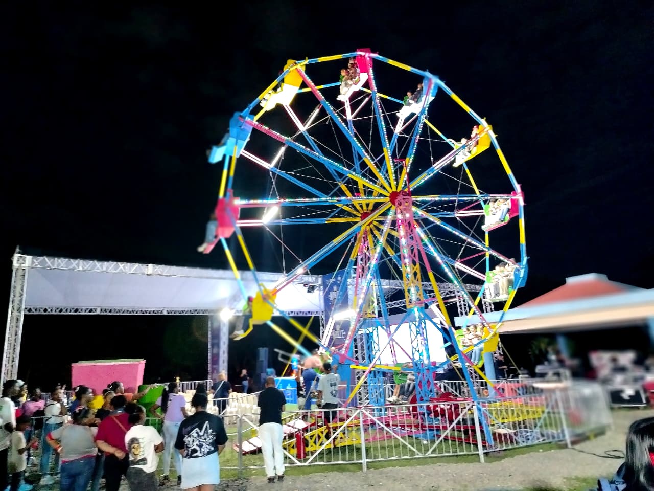 💡 ASDN Inaugura "El Norte Brilla": Un Espectacular Parque de Luces ...